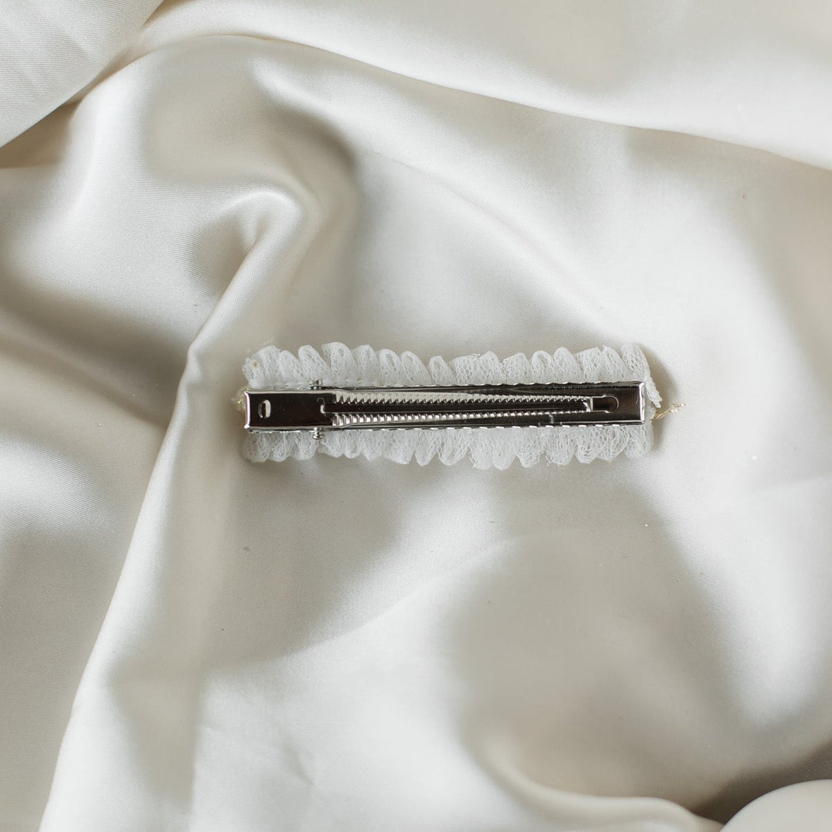 Pearl Tulle Clip – Bebetheory